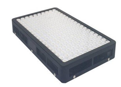 China Rectangle 900W Greenhouse Grow Lights Built - In Constant Current Drive Power supplier