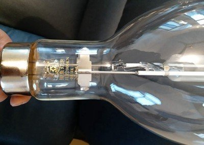 Small Size Metal Halide Fishing Lamp , BT220 Shape 2000W Light For Fishing Boat supplier