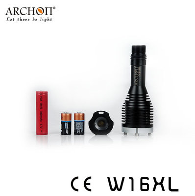 860 lumen 6500K 100 meter underwater diving flashlight with 8mm Polycarbonate Board