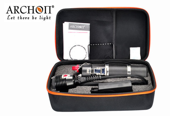 Professional 4000 Lumens WH46 Canister Dive Light with Type III Anodizing