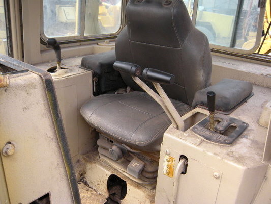 Used Crawler Bulldozer Caterpillar D4H  CAT D4 Dozer Used 5620 Hours Year 2002