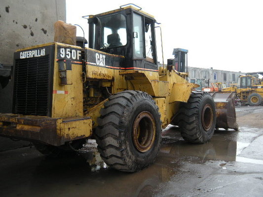 New Painting Front End Bucket Loader Caterpillar 950F Year 1996 Used 6717 Hours