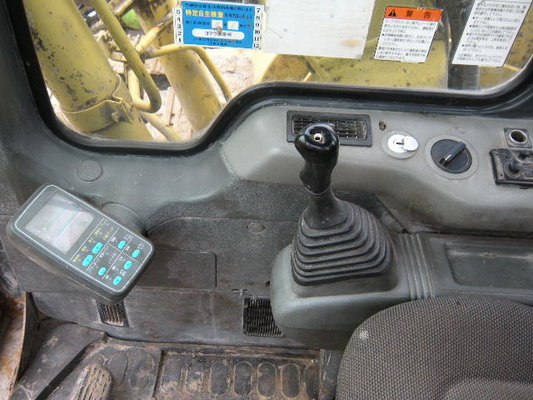used Komatsu PC120-6E excavator year 2008 0.6cbm capacity 12 ton 6696hours
