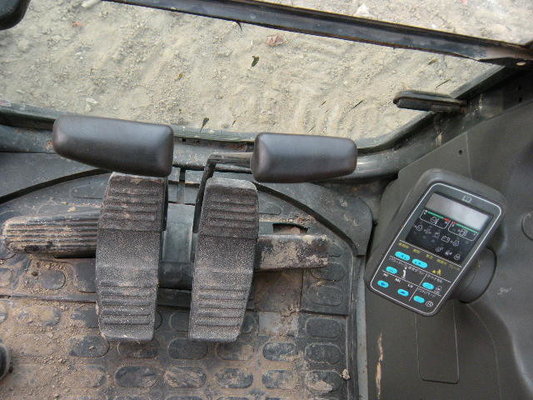 used Komatsu PC130-6E excavator year 2008 0.6cbm capacity 12 ton 6696hours