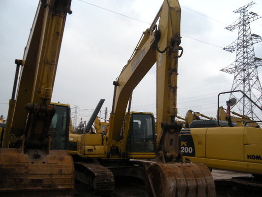 Second Hand Construction Equipment Excavator Year 2000 Used 6696 Hours 20 Ton Komatsu PC200-6