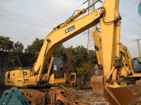 Komatsu PC200-7 Used Excavator 3800+ hours Japan original year 2006