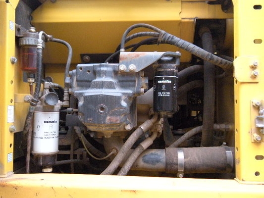 Second Hand Komatsu Excavator PC200-8  , 2379 Hours Year 2009 20 Ton
