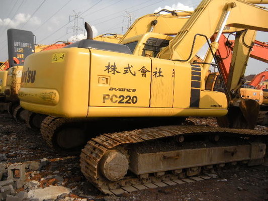 Used komatsu PC220-6 excavator year 2002  20 ton 1.0cbm bucket capacity