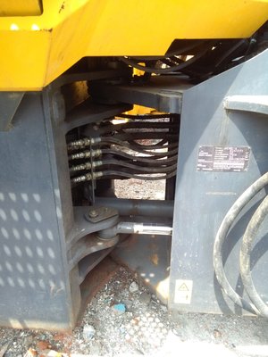 used Komatsu WA380-6 wheel  loader 3.0cbm capacity  year 2010 8764 hours