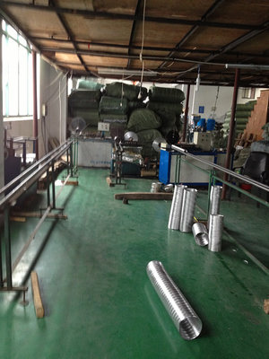 Automatic Aluminum Foil Air Flexible Duct Forming Machine