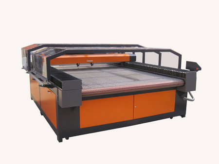 SF1626T-SC AT HPGL Graphic Mini Leather Cloth CO2 Laser Engraving Machine