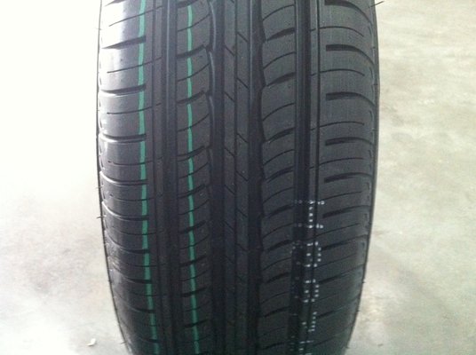 el funcionamiento para todo clima de 175/70R13 82T cansa los neumáticos neumáticos sólidos cómodos