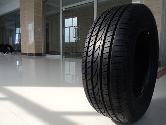 235/65R17 schlauchlose Radialreifen, L Geschwindigkeits-Raten-Körper weg von Straße Suv-Reifen