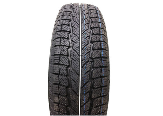 205/55R16 16" neumáticos de nieve del invierno, neumáticos planos funcionados con caucho radial del invierno de la capa