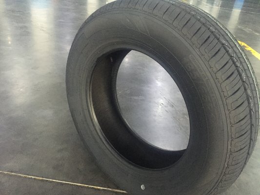 155/70R13 13" auto pone un neumático el diámetro 548mmOverall toda la estación que viaja a los neumáticos