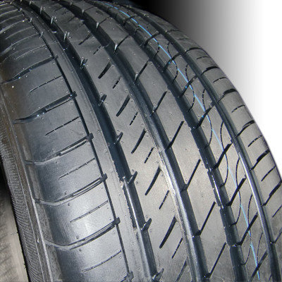 18" ultra Hochleistungs-Reifen 225/45R18, Radialstrahl, den alles Gelände für Auto ermüdet