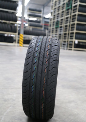 175/70R14 Personenkraftwagen-Reifen, schlauchlose Radialreifen der Standardkanten-5.0J/5.0J
