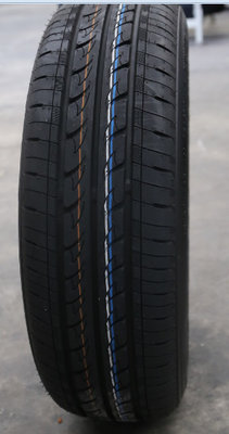 la polimerización en cadena de 145/70R12 155/65R13 155/70R13 cansa todo el sólido del acero para el neumático radial del neumático económico de los neumáticos de coche