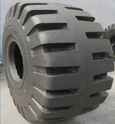 18.00-25 Schräges OTR ermüdet E4 Muster, Vertrags-Traktor-Reifen des Gewichts-130KG