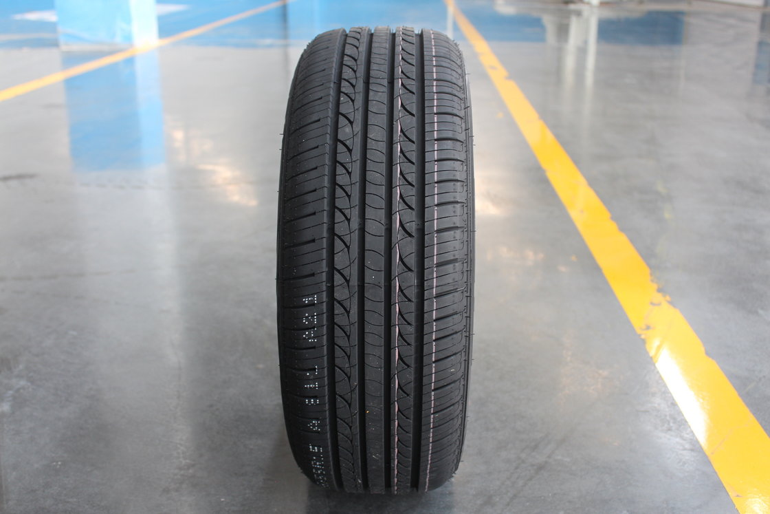 Breiten-Personenkraftwagen 155/65R13 157mm ermüdet Stahl alle Gelände-Reifen für Autos