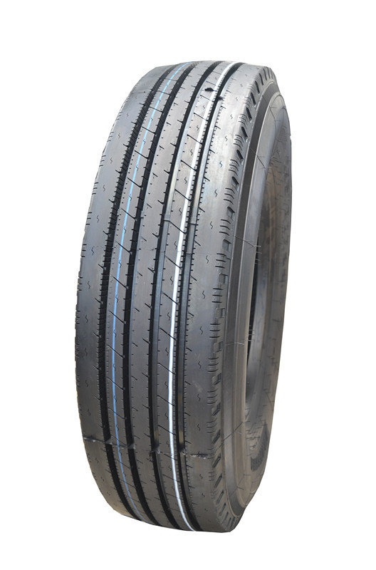 los neumáticos TBR del camión y del autobús de 315/80R22.5 20PR cansan los neumáticos sin tubo de acero radiales de la posición el 100% del volante