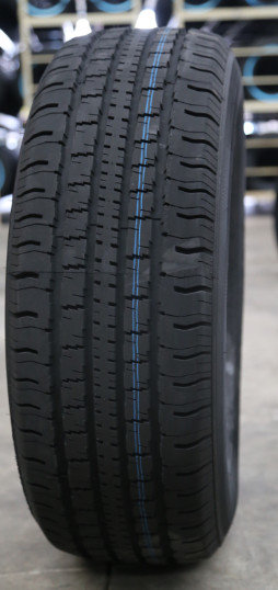 Personenkraftwagen P235/60R18 P235/65R18 ermüdet Reifens DES SUV HT-REIFENlärmarme ruhige radialautoreifen des Stahl-Autos 4*4