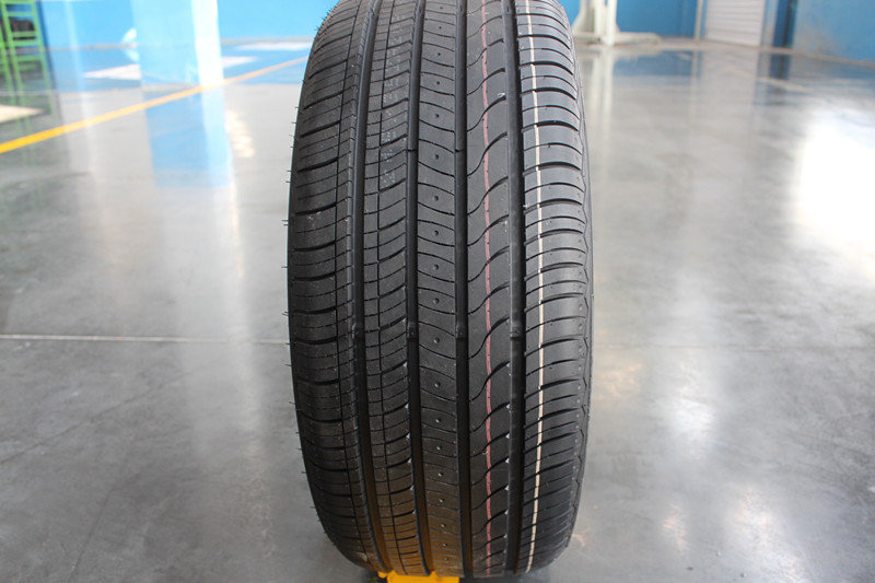 245/35ZR20vehicle ermüdet Gummi-tyretyres für Autos alle Stahlreifen alle Geländereifen PCR-Personenkraftwagen-Reifen