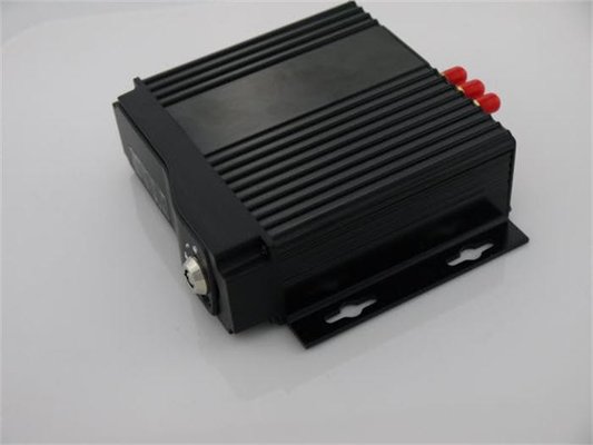 GPS SD card Mini Mobile DVR With 4 Channel Inputs And 1 Channel Output G-Sensor