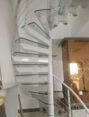 Spiral StaircaseVH02S  Spiral Stainless Steel Stair Tread Beech  Glass Handrail 304 Stainless Steel Step Length 800mm