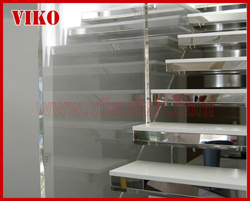 Floating Staircase VK55C  Tempered Glass Tread American Oak LED Light strip StringerBeech StringerStainless Steel Powder