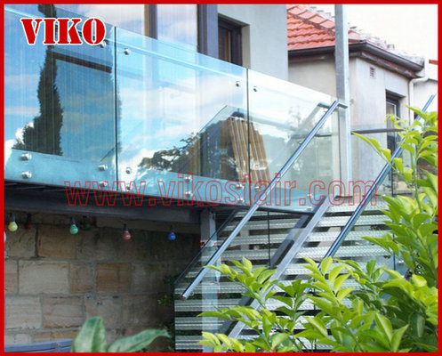 Double Steel Plate Staircase VK52S  Tread beech ,Railing tempered glass, Handrail b eech Stringer,carbon