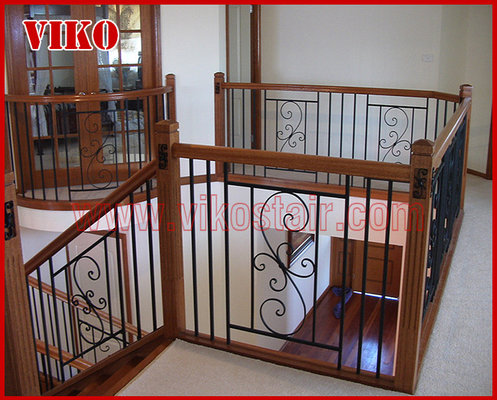 Solid Wood  Staircase VK63S  Tread American Oak ,Railing tempered glass, Handrail b eech Stringer,carbon