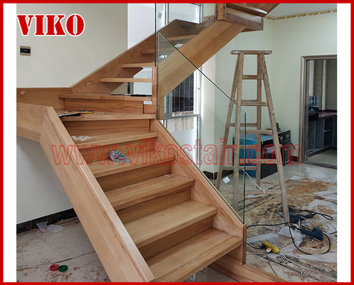 Solid Wood  Staircase VK64S  Tread American Oak ,Railing tempered glass, Handrail b eech Stringer,carbon