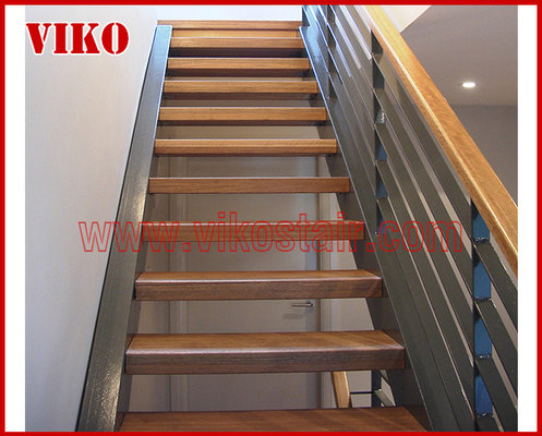 Wrought Iron Staircase VK73S  Wrought Iron Handrail Tread Beech ,Railing tempered glass, Handrail b eech Stringer,carbon