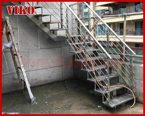 Steel Cable Stair VK98SC 304 Stainless Steel Railing   Carbon Powder-coate  Wooden Handrail Treed Beech Aluminum