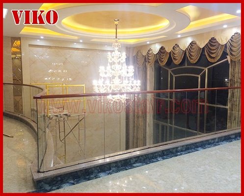 Glass Spigot For Glass Railing VH114SB Wooden Cap Handrail Glass Spigot Tempered glass UChannel RailingClea