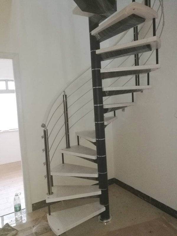 Spiral StaircaseVH05S  Spiral Stainless Steel Stair Tread Beech Curved Glass Handrail 304 Stainless Steel