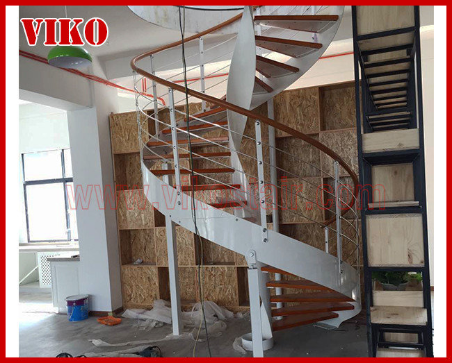 Spiral Staircase VH13S  Spiral Stainless Steel Stair Tread Beech Curved Glass Handrail 304 Stainless Steel Railing Glass