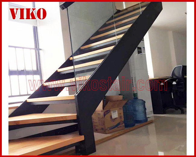 Double Steel Plate Staircase VK18S ,Railing tempered glass, Handrail b eech Stringer,carbon s
