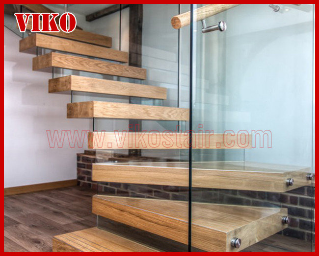 Floating Staircase VK48C Tempered Glass LED Light strip StringerBeech Tread American Oak  StringerStainless Steel Powder