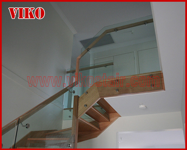 Double Steel Plate Staircase VK59S  Tread beech ,Railing tempered glass, Handrail beech Stringer,carbon Tempered Glass,