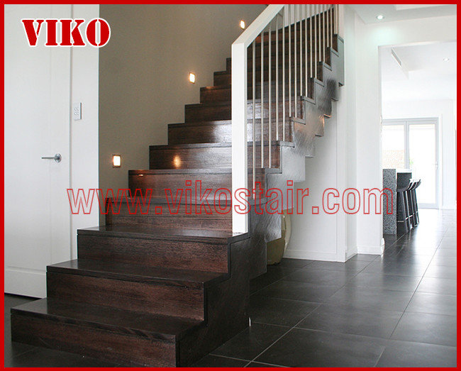 Wrought Iron Staircase VK70S  Wrought Iron Handrail Tread Beech ,Railing tempered glass, Handrail b eech Stringer,carbon