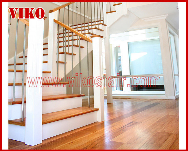 Wrought Iron Staircase VK86S  Wrought Iron Handrail Tread Beech ,Railing tempered glass, Handrail b eech Stringer,carbon