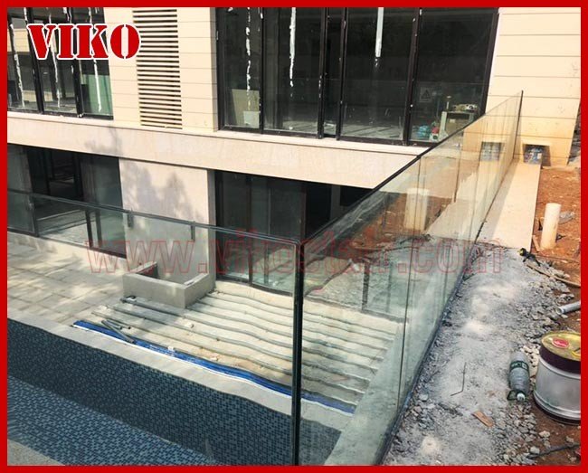 Glass Spigot For Glass Railing VH101SB Tempered glass Railing GlassSpigot 304 stainless steel UChannel Cap Handrail Clea