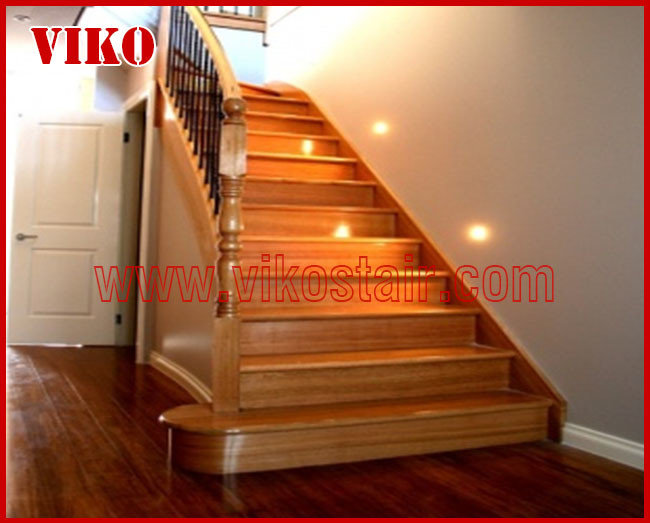 Wrought Iron Staircase VK107S  Wrought Iron Handrail Tread Beech,Railing tempered glass, Handrail b eech Stringer,carbon