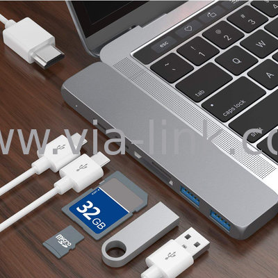 Portable Double Type-C hub adapter 4K  hub + card reader + PD charge 4K HD MacBook converter