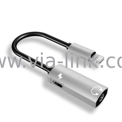 3.5mm Headphone Jack Adapter Earphone Adapter Splitter 2 in 1 Audio Jack and Charger for iPhone