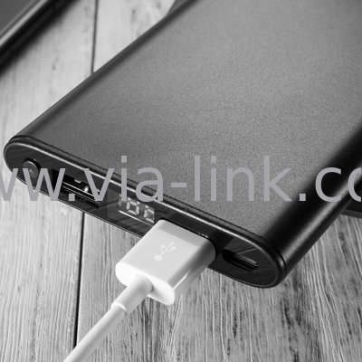 4K Hidden Camera Power Bank Mini WiFi Spy Camera with Motion Detection Night Vision 120 Degree View Angle Lens Nanny Cam