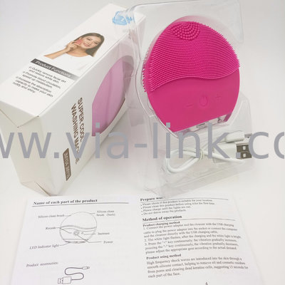 FOREO LUNA mini 2 Facial Cleansing Brush, Gentle Exfoliation and Sonic Cleansing for All Skin Types