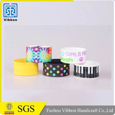 New design professional made hot sale silicone slap wristband watches
